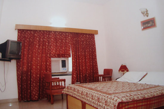 RTDC Khadim Hotel Ajmer, Rooms, Rates, Photos, Reviews, Deals, Contact ...